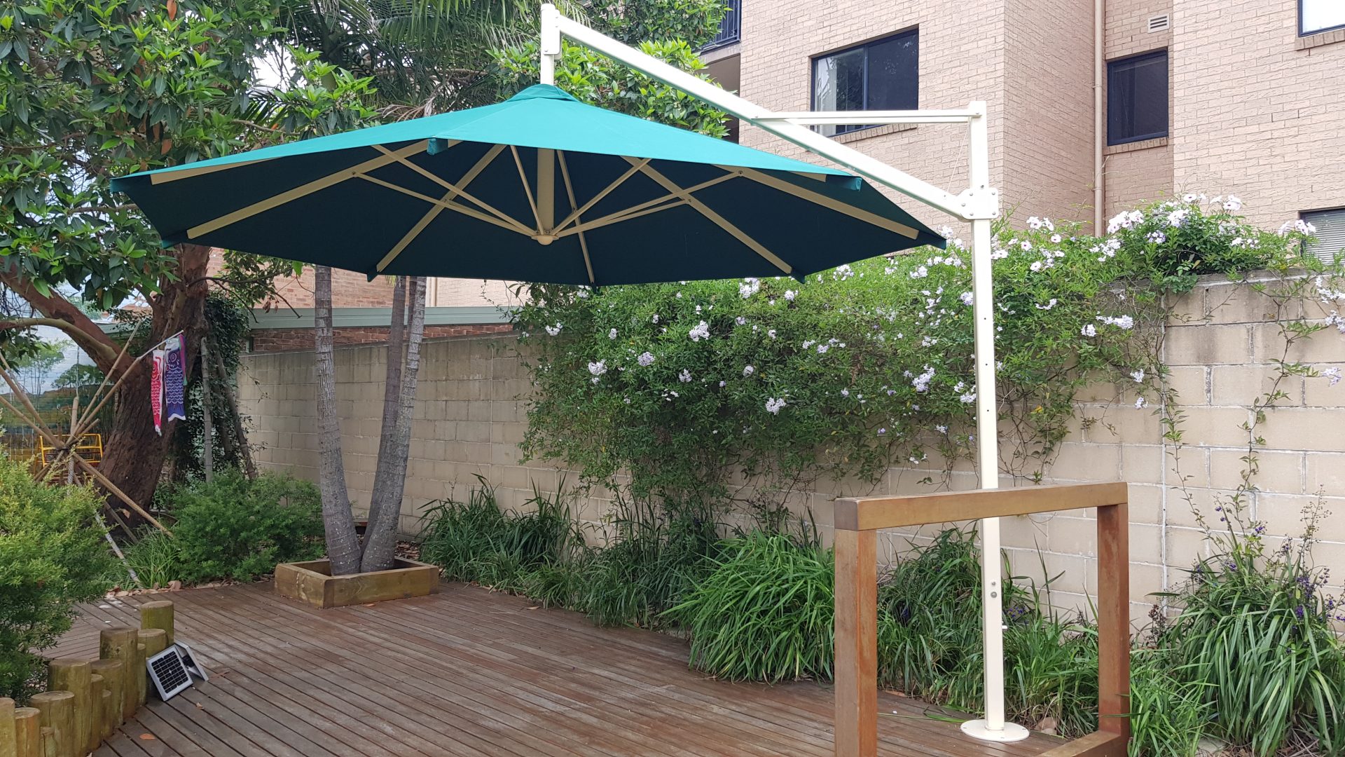 Elegant Patio Umbrellas in Sydney | Malibu Shade